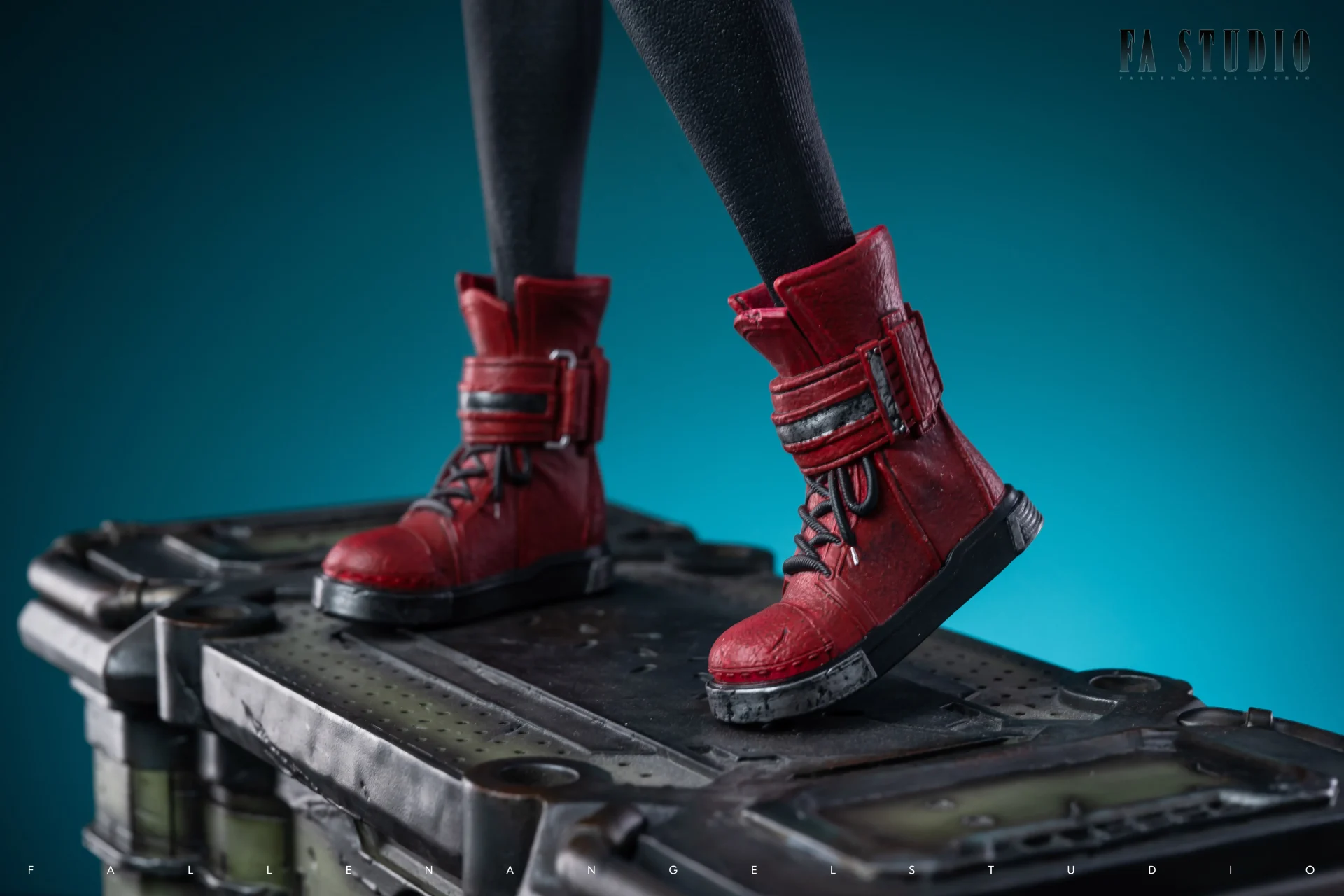 FA Studio's Tifa Lockhart Figure - GKLOOP