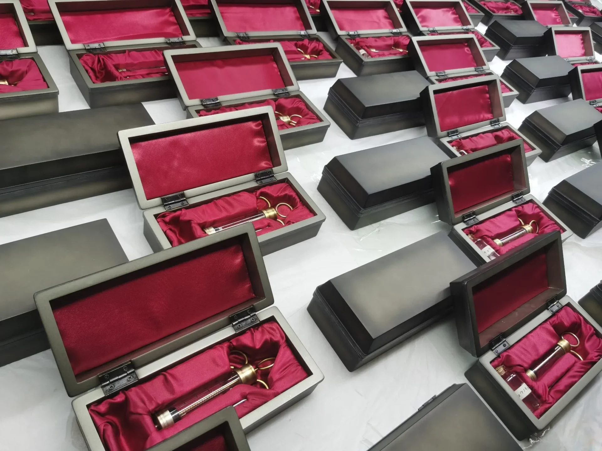 PRODUCTION UPDATE: TYPICAL SCENE STUDIO 1/1 SCALE TITAN INJECTION - GKLOOP